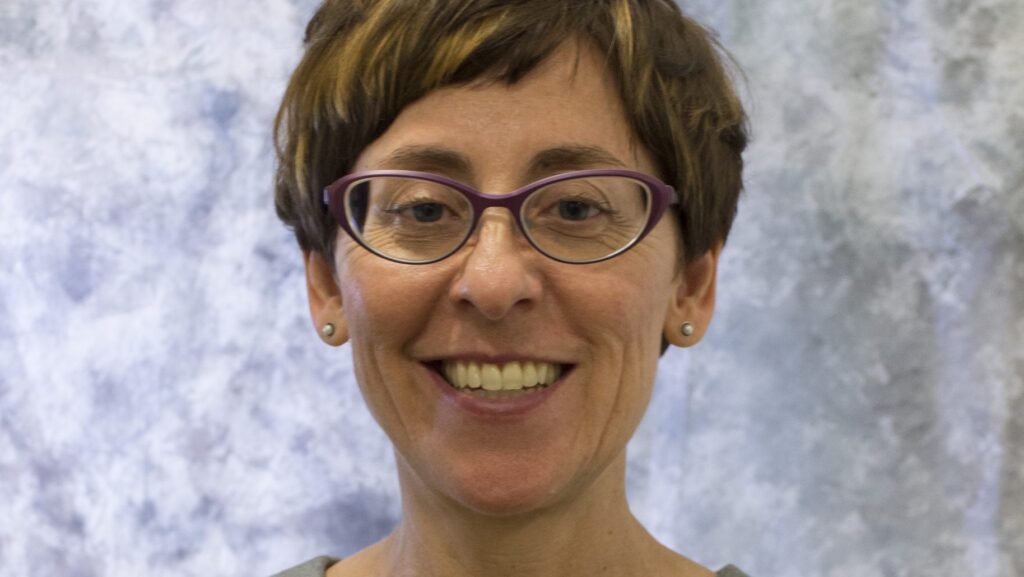 Maureen Waller – Einhorn Center for Community Engagement